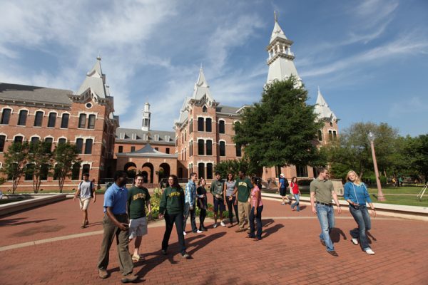 Potawatomi Christian chapel speaker Kaitlin Curtice draws ire of Baylor ...