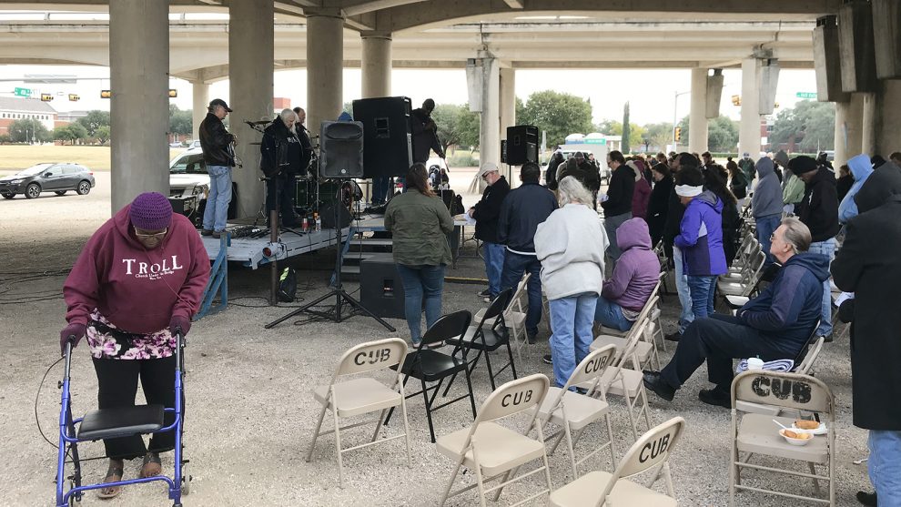 ‘Fixer Upper’ stars Chip and Joanna Gaines to host church for the homeless