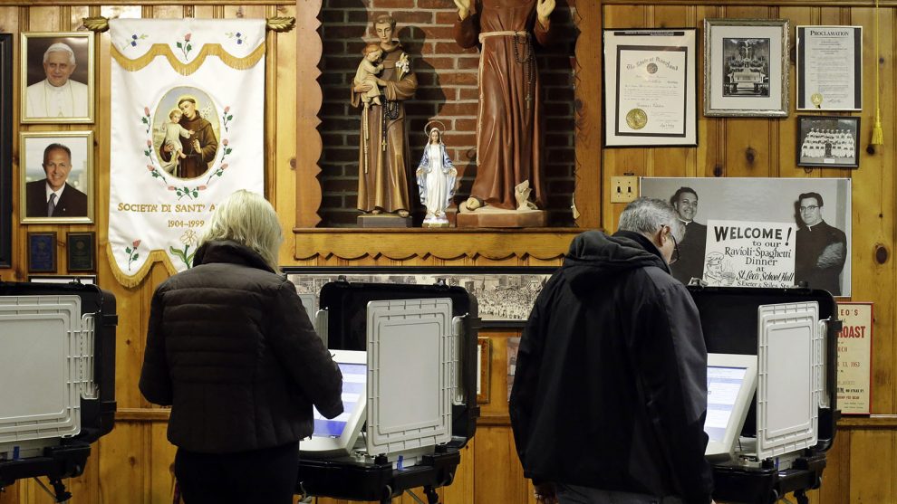 Should Trump worry about white Catholic and mainline Protestant votes?