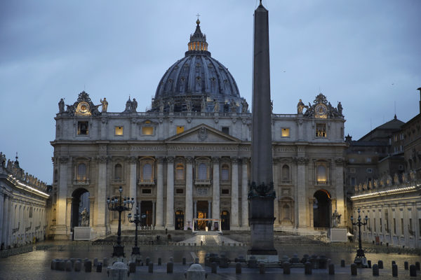 Pope Francis says ‘We are all in the same boat,’ during Urbi et Orbi ...