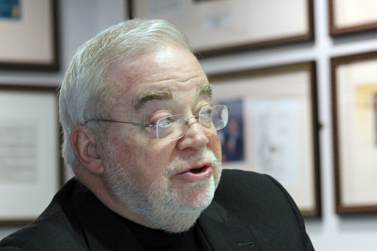Jim Wallis replaced as Sojourners editor after controversy over article ...
