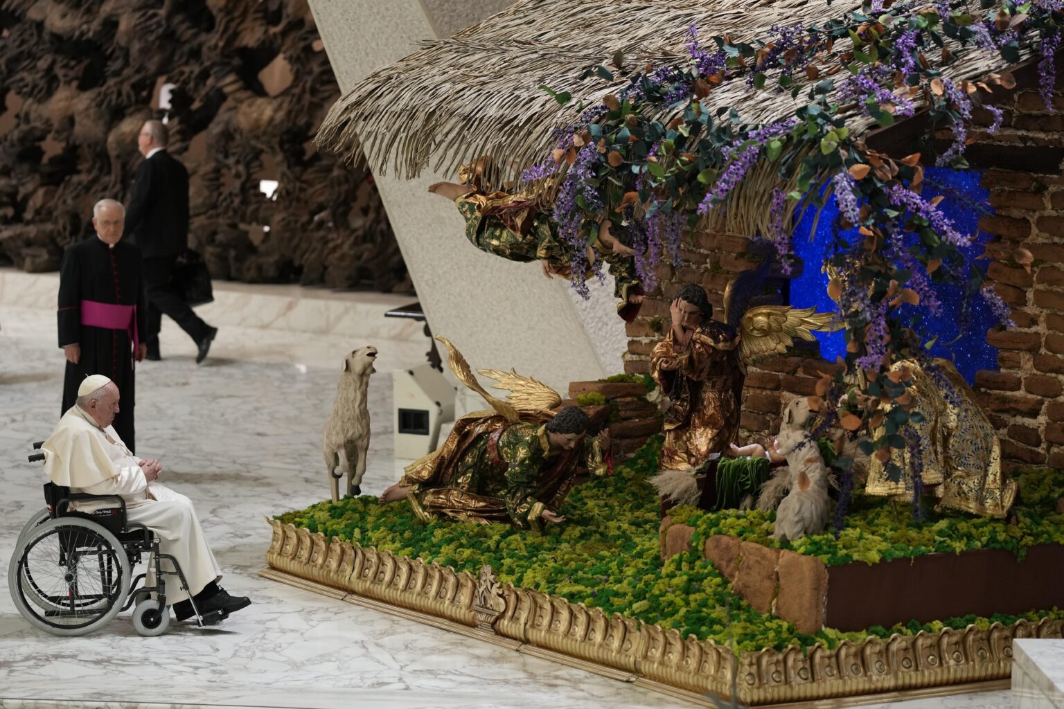 Vatican to unveil Nativity scene celebrating the 800th anniversary of ...