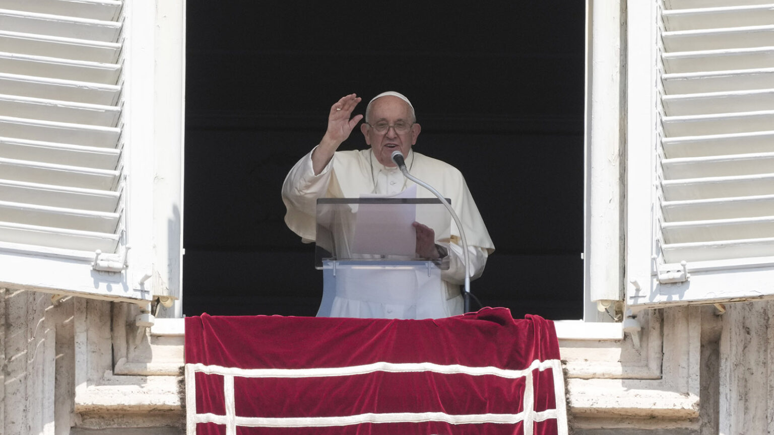 Amid climate change concerns, Pope Francis says he is updating his ...