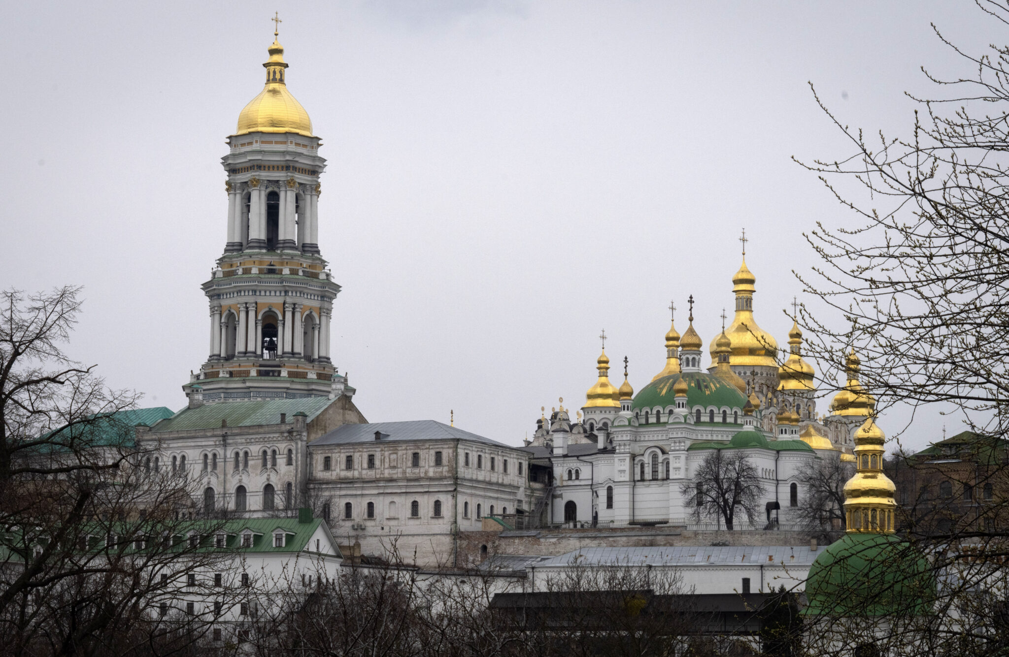 Orthodox Christian clergy's visits with US officials draw accusations ...