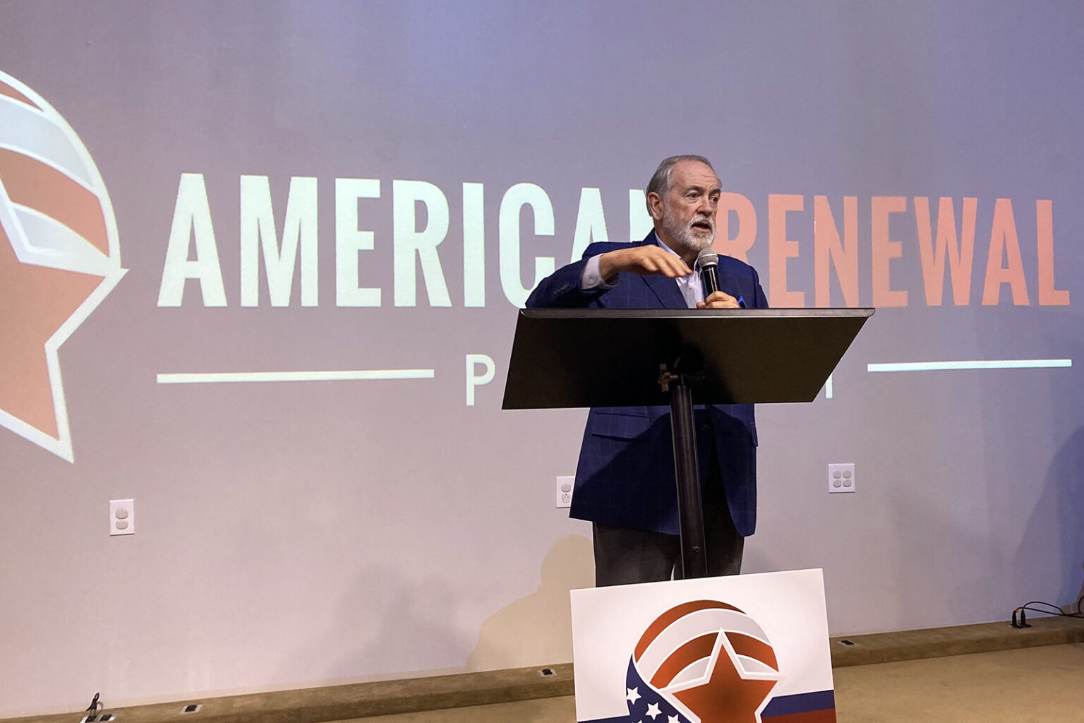 Mark Robinson may no longer be the headliner. But NC evangelicals still ...