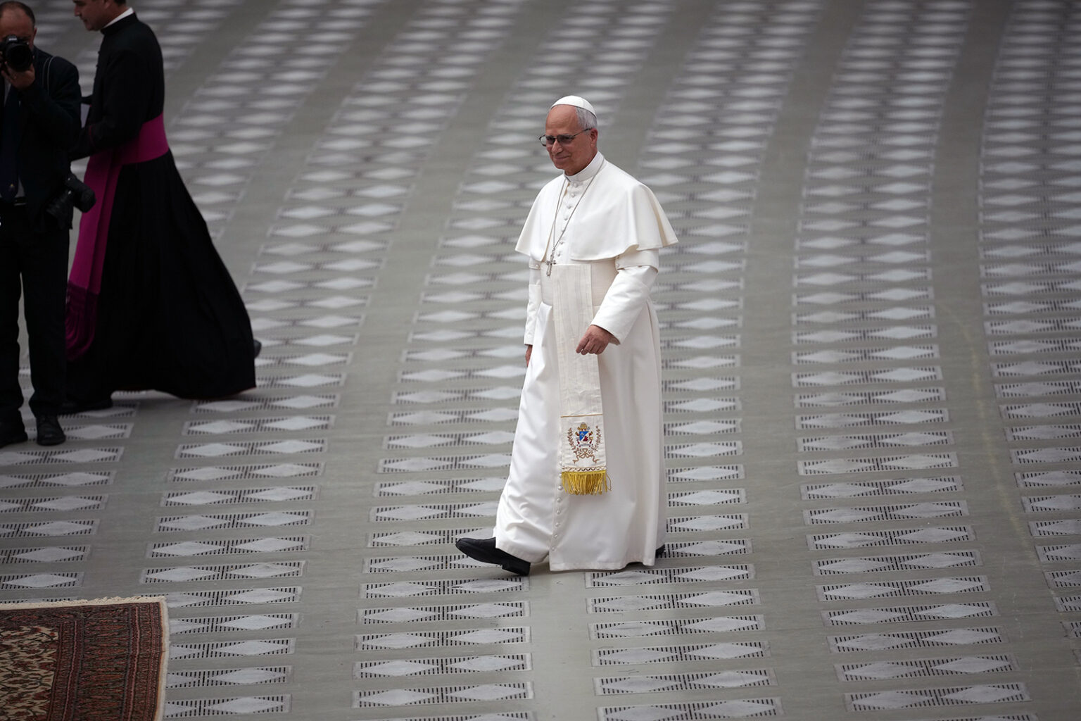 In his first encyclical, Pope Leo XIV says AI must serve humanity, not ...